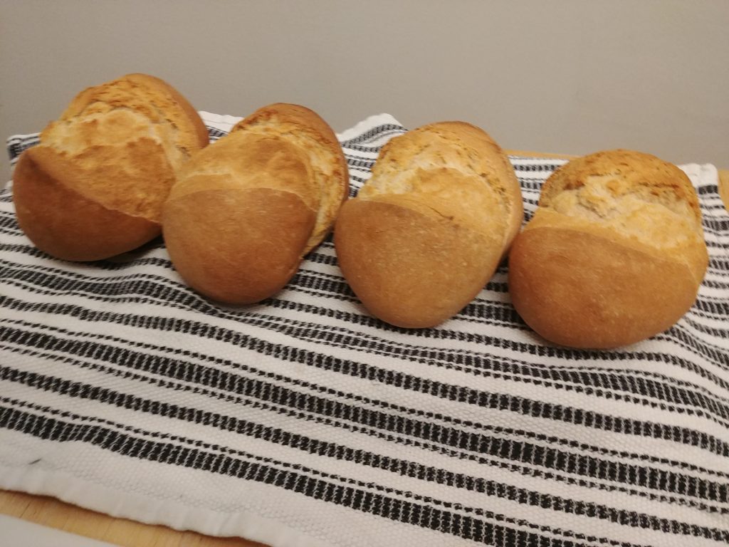 Medieval Bread for Everyone – A Baker's Peel Vert